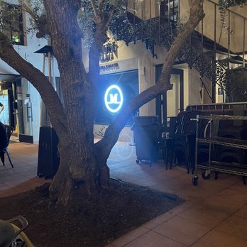 MUN PATIO - Updated July 2024 - 133 Photos & 56 Reviews - 3519 W 6th St ...