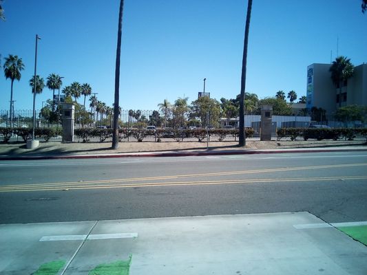 PARADISE VALLEY HOSPITAL - Updated May 2025 - 71 Photos & 192 Reviews ...