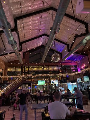 AUSTIN’S BACKYARD - Updated December 2025 - 79 Photos & 84 Reviews ...