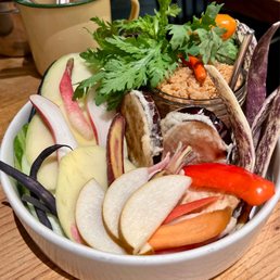 KIN KHAO - 5153 Photos & 2242 Reviews - 55 Cyril Magnin St, San ...