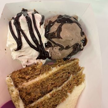 SCOOPS ICE CREAM & MILKSHAKE BAR - Updated July 2024 - 46 Photos & 36 ...