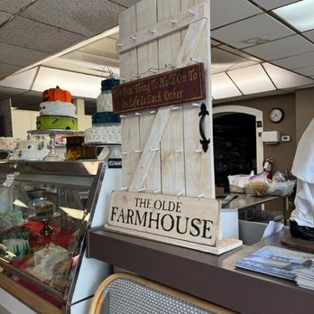 HERMANS BAKERY AND CATERING - Updated December 2025 - 152 Photos & 90 ...