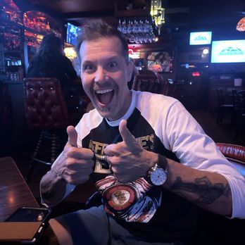 MAXDONS BAR AND GRILL - Updated January 2026 - 110 Photos & 218 Reviews ...