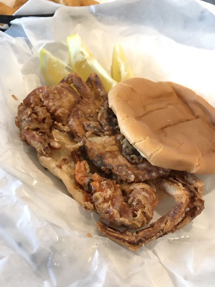 CALABASH SEAFOOD HUT - 90 Photos & 200 Reviews - Seafood - 1125 River ...