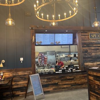 SPEAR RIDGE - Updated December 2025 - 52 Photos & 42 Reviews - 7301 ...