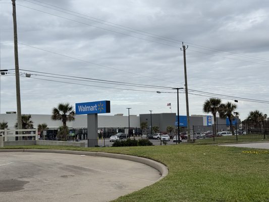 WALMART SUPERCENTER - Updated January 2026 - 89 Photos & 107 Reviews ...