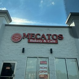 MECATOS BAKERY & CAFÉ - METROWEST - Updated December 2025 - 252 Photos ...