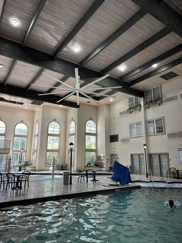 COMFORT SUITES MILWAUKEE AIRPORT - Updated October 2025 - 64 Reviews ...