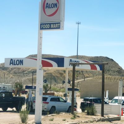 ALON GAS & RESTAURANT - Updated December 2025 - 10 Photos & 10 Reviews ...