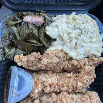 COOKLYN EATS - Updated May 2025 - 46 Photos & 21 Reviews - 1140 Utica ...