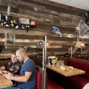 MIHM’S CHARCOAL GRILL - Updated June 2025 - 79 Photos & 141 Reviews ...