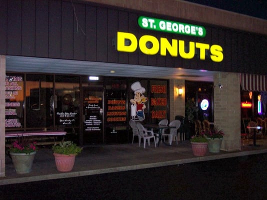 ST GEORGE’S DONUTS - Updated October 2025 - 33 Photos & 78 Reviews ...
