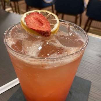 LUCAS LOUNGE - Updated December 2025 - 19 Photos - 2151 Laurelwood Rd ...