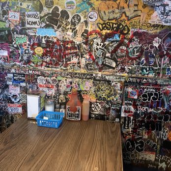 BON’S OFF BROADWAY - Updated January 2026 - 393 Photos & 285 Reviews ...