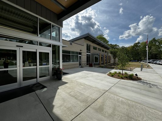 SOUTHWEST REGIONAL LIBRARY - Updated December 2025 - 22 Photos - 1515 ...