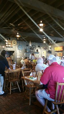 CRACKER BARREL OLD COUNTRY STORE - 58 Photos & 83 Reviews - 635 S ...