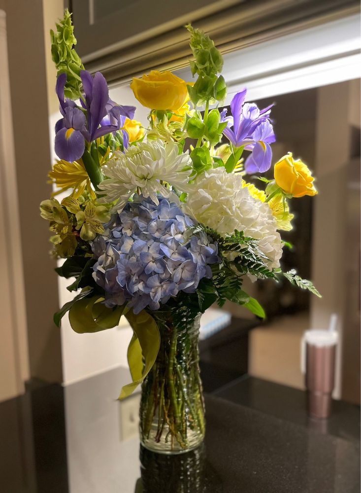 BESSIE’S-THE FLOWER SHOP - Updated December 2025 - 104 N Madison Ave ...