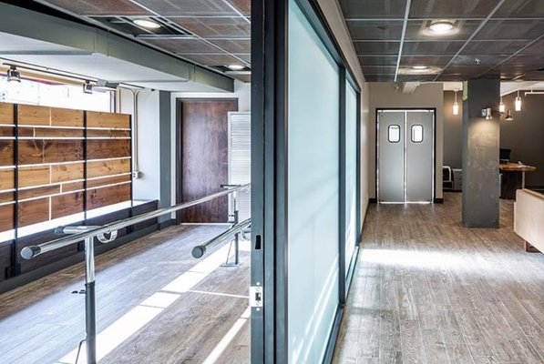 LIMB LAB - Updated December 2025 - 13 Photos - 400 S Broadway ...