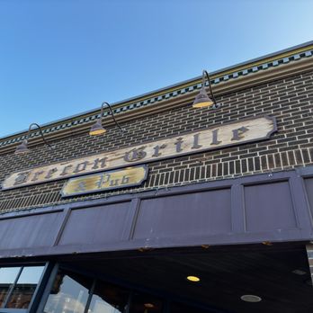 BRECON GRILLE - Updated December 2025 - 40 Photos & 105 Reviews - 101 W ...