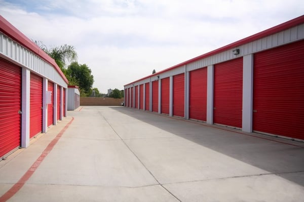 SECURCARE SELF STORAGE - Updated December 2025 - 22 Photos & 16 Reviews ...