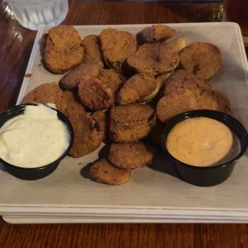 PORTSIDE INN - Updated June 2025 - 134 Photos & 186 Reviews - 239 W ...