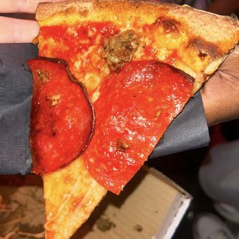 PIZZA BEER & JUKEBOX - Updated April 2025 - 245 Photos & 226 Reviews ...