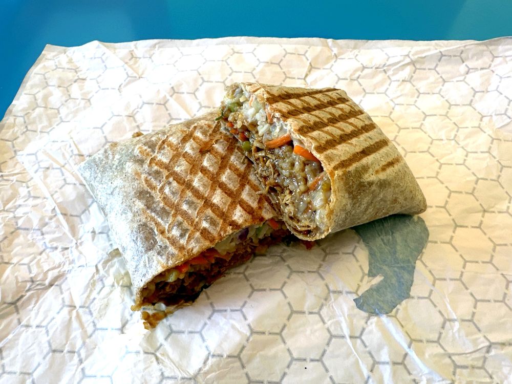 LONGBOARDS WRAPS & BOWLS - Updated October 2025 - 26 Photos & 11 ...