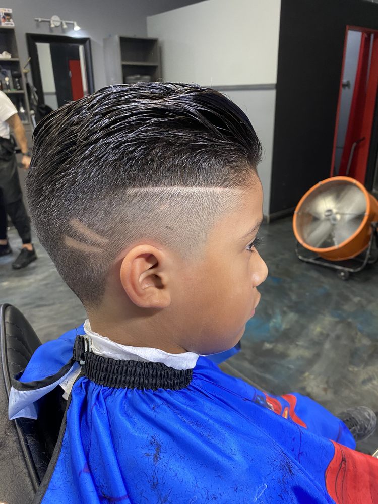 MAURICE MASTER BARBER - Updated June 2024 - 52 Photos - 44025 Jefferson ...