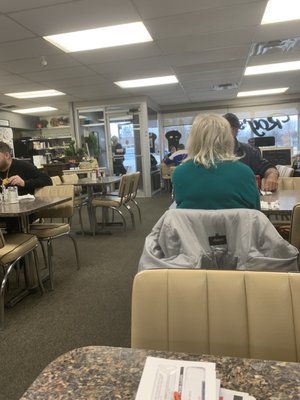 ROY’S FAMILY RESTAURANT - Updated October 2025 - 273 Caradoc Street S ...