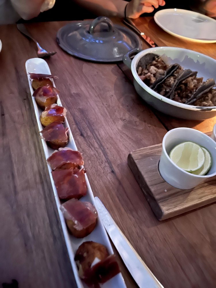 BLANCO CASTELAR - Updated July 2025 - 54 Photos & 21 Reviews - Av ...