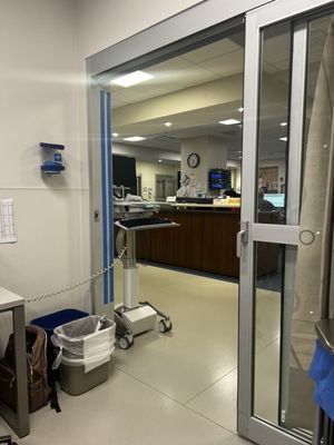 BANNER OCOTILLO MEDICAL CENTER - Updated December 2025 - 28 Photos & 40 ...