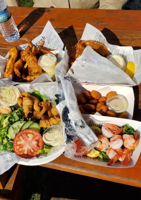 SOUTHOLD FISH MARKET - 281 Photos & 193 Reviews - 64755 Rt 25, Southold ...