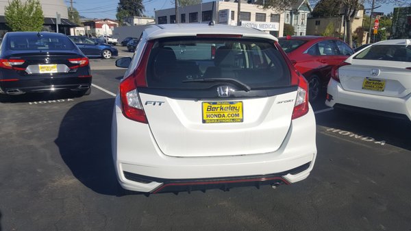 BERKELEY HONDA AUTOCENTER - Updated October 2025 - 27 Photos & 445 ...