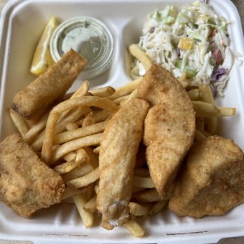 POINT LOMA SEAFOODS - Updated June 2024 - 2962 Photos & 2711 Reviews ...