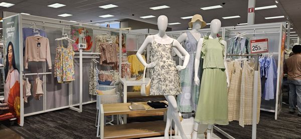 TARGET - Updated December 2025 - 66 Photos & 11 Reviews - 14101 N ...