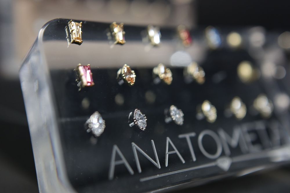 ROYAL STONE PIERCING - Updated November 2025 - 55 Photos - 915 ...