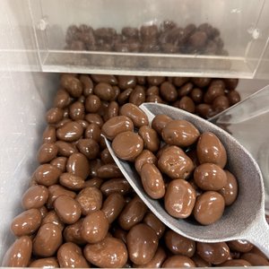 HOUSTON’S PEANUTS - Updated June 2025 - 86 Third St, Dublin, North ...