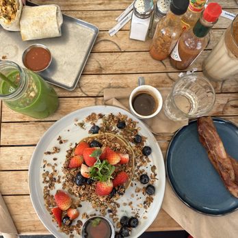 BLUEYS KITCHEN - Updated July 2024 - 1996 Photos & 1168 Reviews - 1814 ...