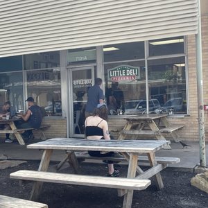 LITTLE DELI & PIZZERIA - 662 Photos & 1393 Reviews - 7101 Woodrow Ave ...