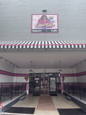 MA’S CAKES - Updated December 2024 - 20 Photos - 318 Main St, Danville ...