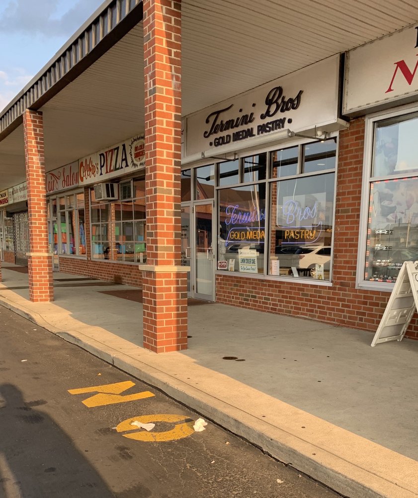 TERMINI BROS BAKERY - 122 Photos & 53 Reviews - 1538 Packer Ave ...