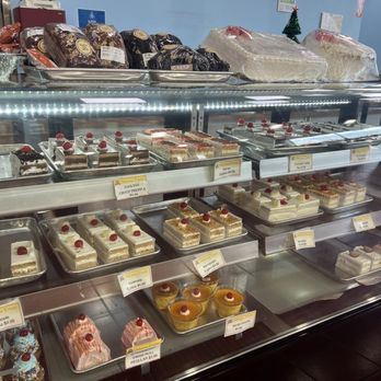 MAYURI INTERNATIONAL FOODS | REDMOND TOWN CENTER - Updated December ...