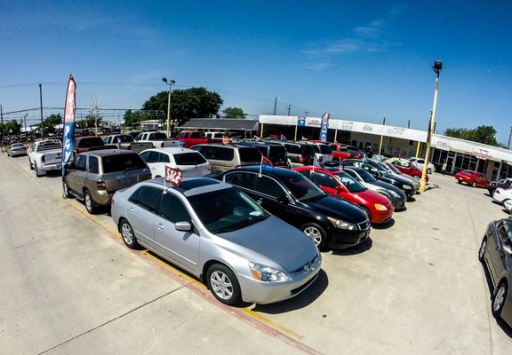 HERNANDEZ AUTO SALES - Updated December 2025 - 21 Photos - 2304 E Main ...