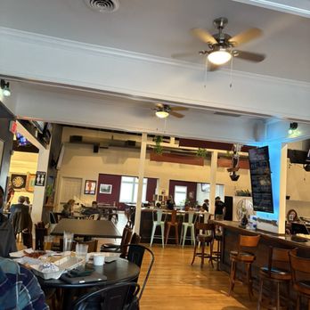 DEAD LOW BREWING - Updated September 2025 - 286 Photos & 179 Reviews ...