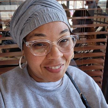 MAPLE HOUSE CAFÉ - Updated October 2025 - 108 Photos & 222 Reviews ...