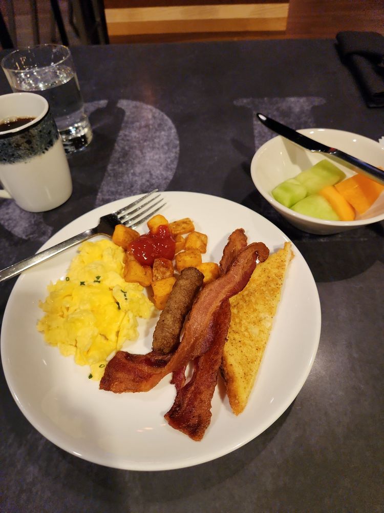 LARS BAR & RESTAURANT - Updated August 2025 - 48 Photos & 20 Reviews ...