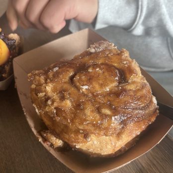 ISLES BUN & COFFEE - Updated March 2025 - 412 Photos & 547 Reviews ...