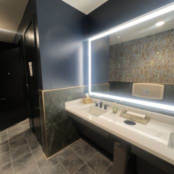 LEXIE’S BISTRO - Updated December 2025 - 351 Photos & 174 Reviews ...