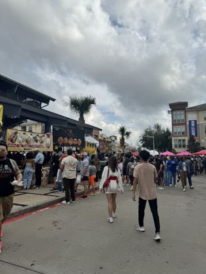 PEARLAND TOWN CENTER - Updated October 2025 - 29 Photos - 11200 ...