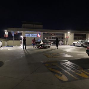 SAFEWAY - 109 Photos & 213 Reviews - Grocery - 6310 College Ave ...